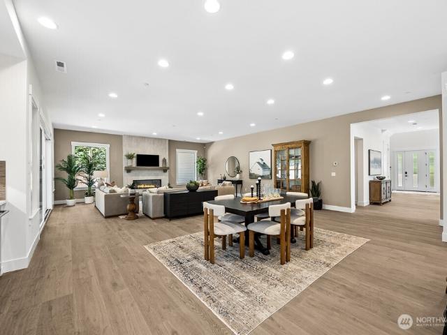 24922 SE 17th St, Unit 1, Sammamish, WA 98075 | MLS #2488
