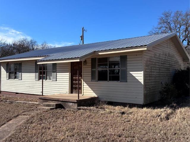24926 N County Road # 3170