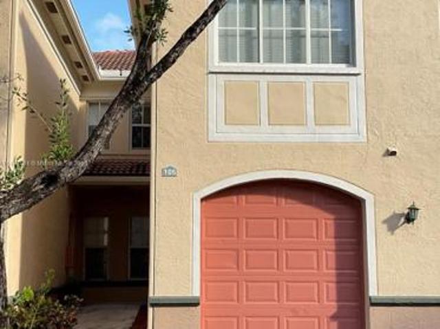 2492 Centergate Dr #105, Miramar, FL 33025