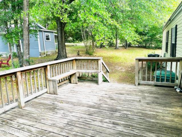 2492 5th Ave, Alford, FL 32420 in Alford, Florida