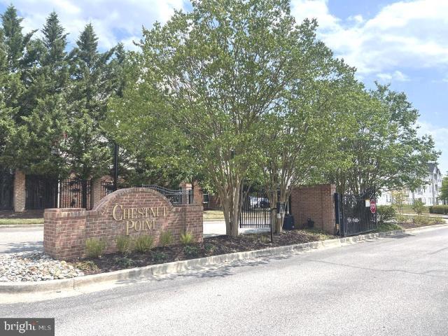 2493 Amber Orchard Court E # 203