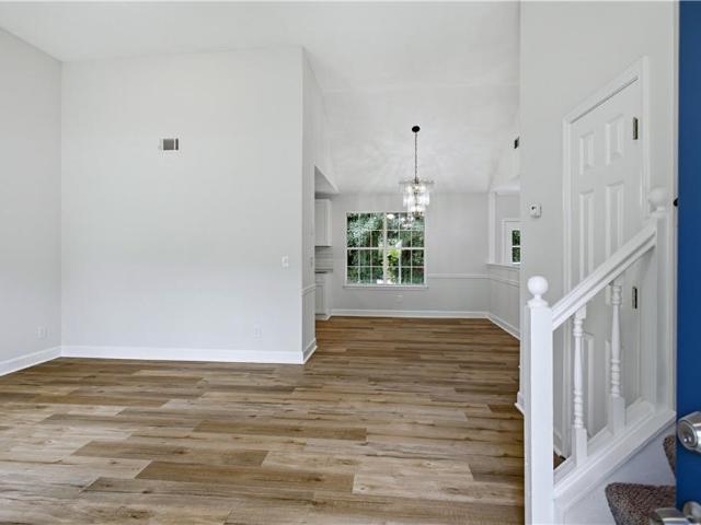 2493 Willenhall Way