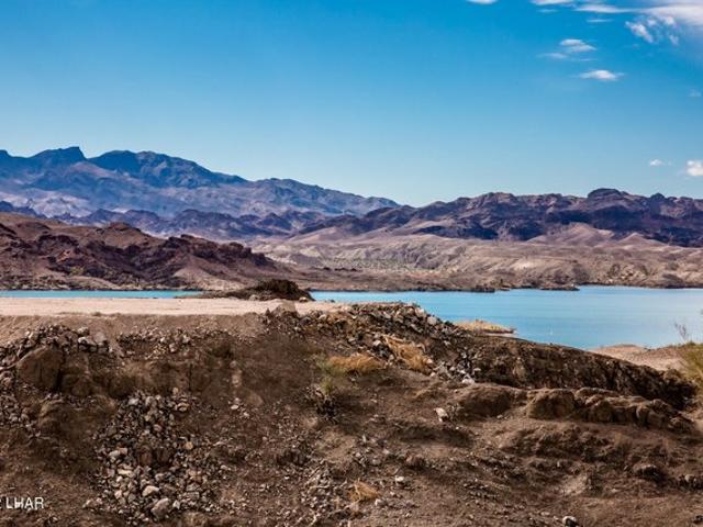 2493 Wren Cove Way, Lake Havasu City, AZ 86406