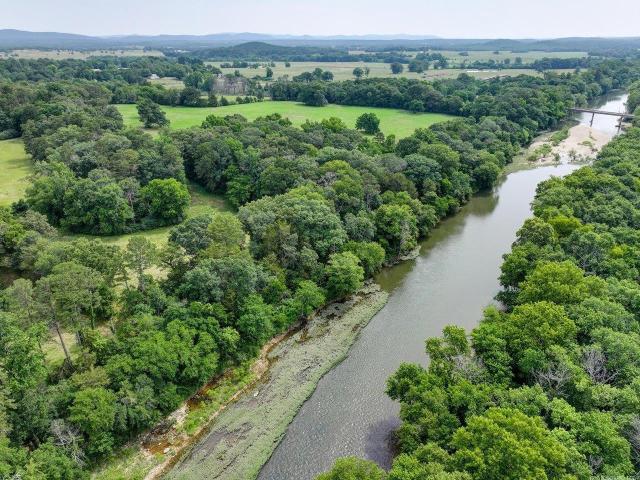 249 & 250 River Drive