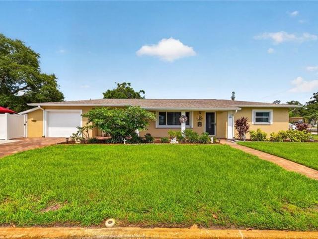 249 54th St N, Saint Petersburg, FL 33710