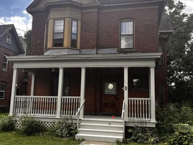 249 Collins St, Hartford, CT 06105