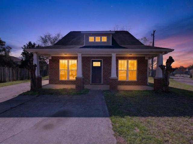 249 Creekstone Trl, Calera, AL 35040