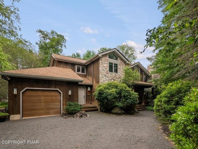 249 Buckskin Way, Pocono Pines, PA 18350