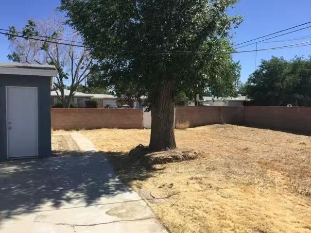 249 E Avenue J7 Houses in Lancaster, CA