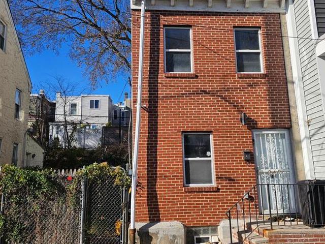 249 E Sharpnack Street