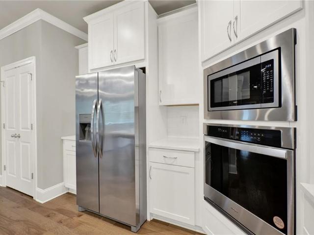 249 Fountain Oak Way