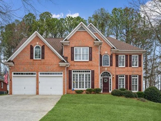 249 Hidden Wood Ct, Lawrenceville, GA 30043