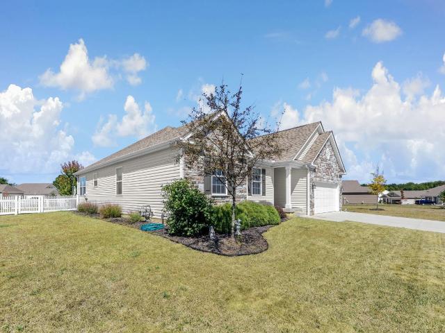 249 Mannaseh Drive W