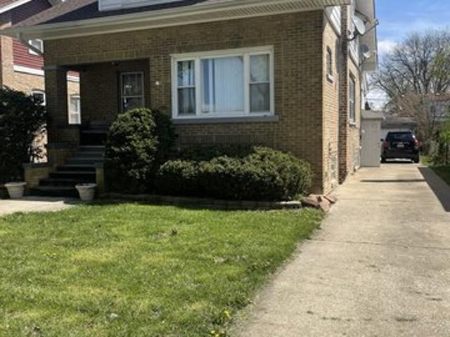 249 Marshall Ave, Bellwood, IL 60104