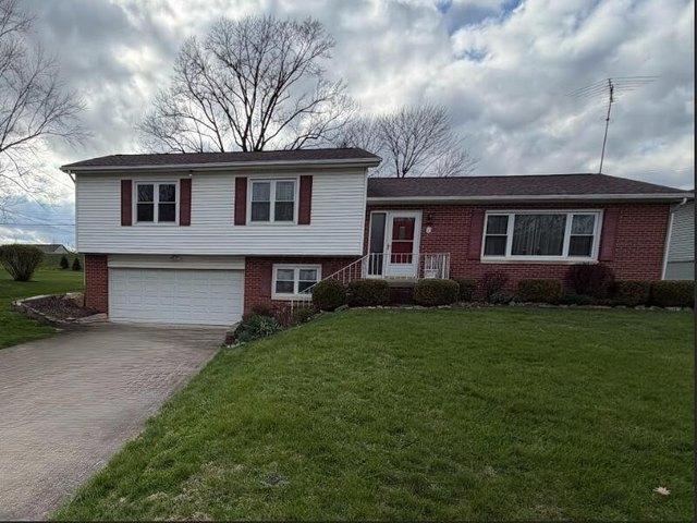249 Marvel Dr, Lancaster, OH 43130