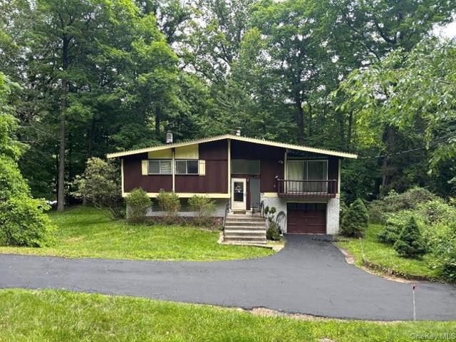 249 Mill River Rd, Chappaqua, NY 10514