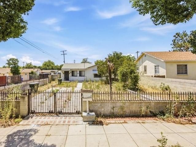 249 N 10th Ave, Upland, CA 91786
