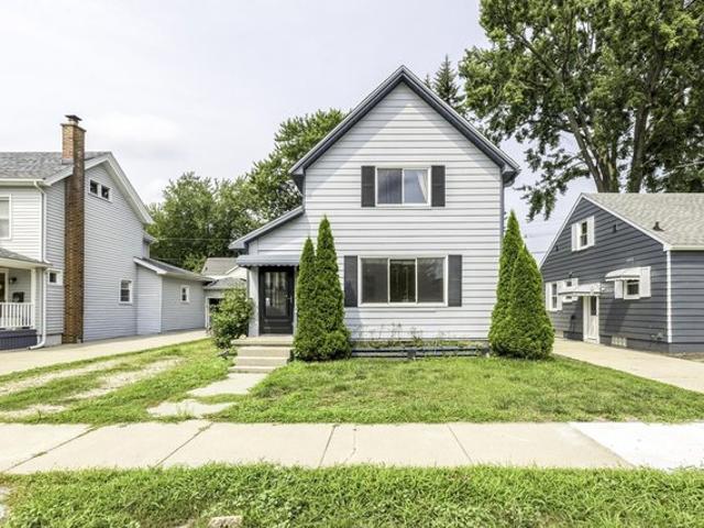 249 N Main St, Marine City, MI 48039