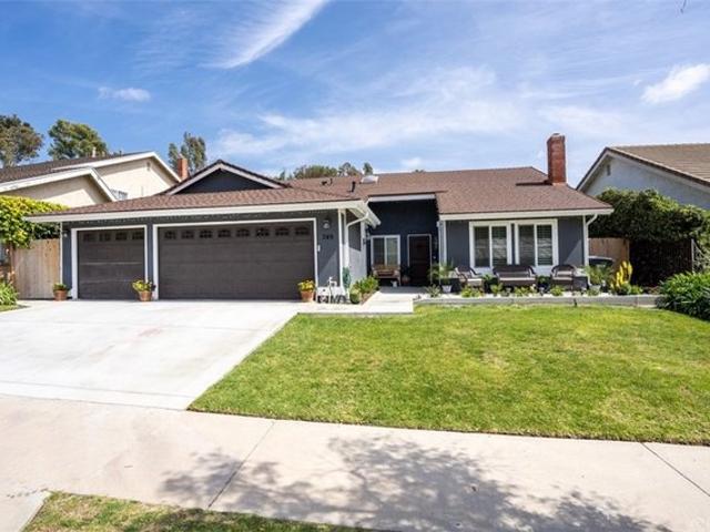 249 N Quail Ln, Orange, CA 92869