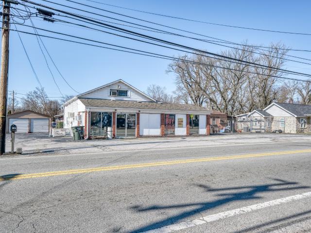 249 N Spring St