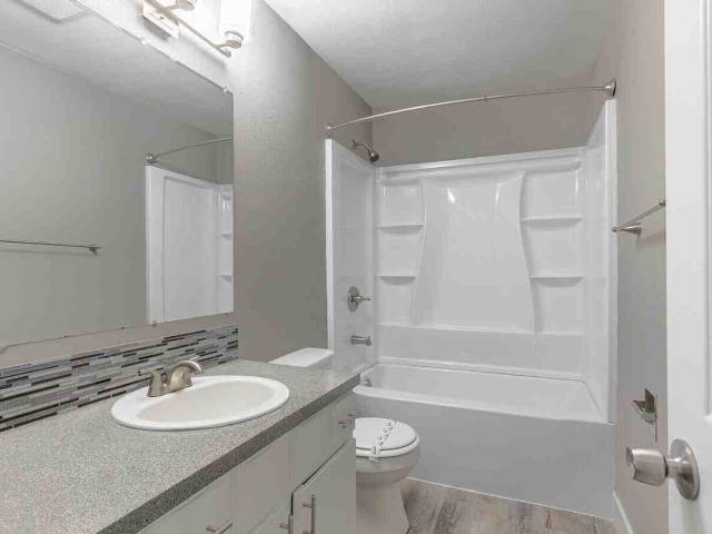 249 Nola Place Apartments 1 Bedroom Apartment for Rent at 2500 Lancaster Dr Ne, Salem, OR 97305