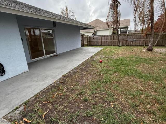 249 NE Glentry Ave, Port St. Lucie, FL 34983 | MLS #B26002