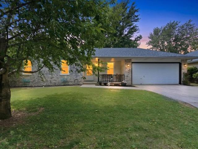 249 S Lulwood Ave, Springfield, MO 65802