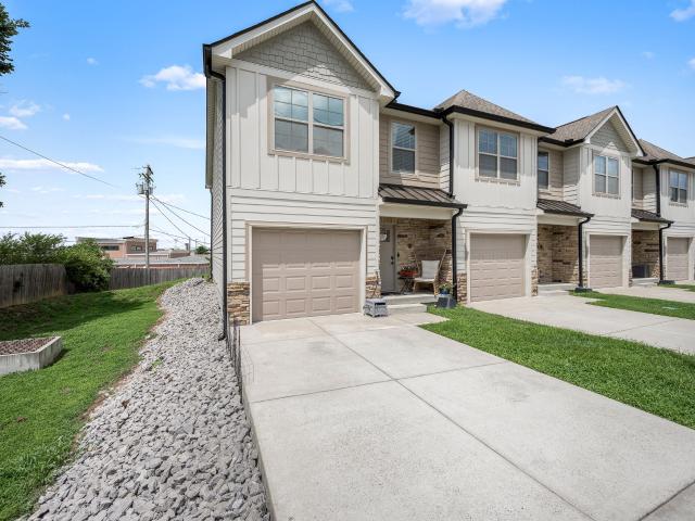 249 Signature Pl
