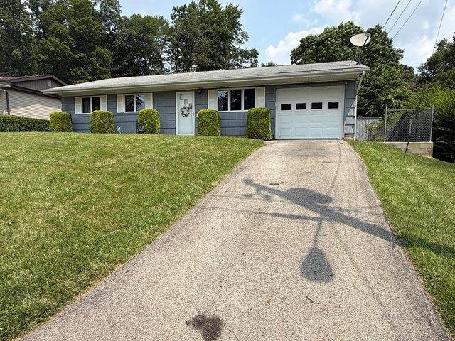 249 Rocco Way, Franklin, PA 16323