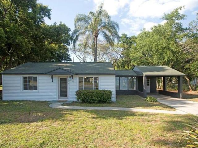 249 W Charlotte Ave, Eustis, FL 32726