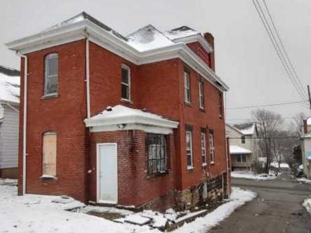 249 W Hallam Ave, Washington, PA 15301 | MLS #1748 | Compass