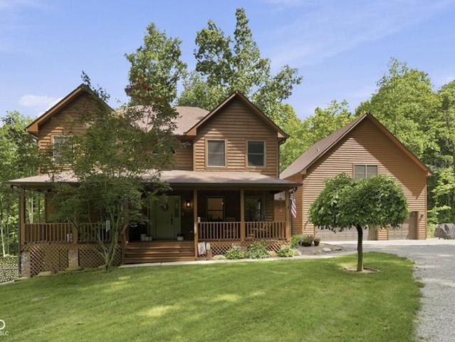 249 W Roszell Dr, Nineveh, IN 46164