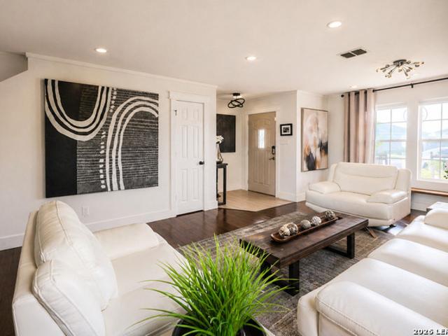 249 Willow Crst