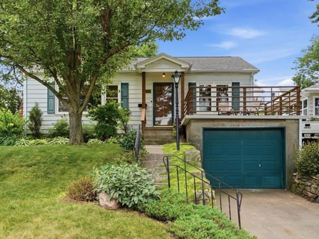 249 York St, Dubuque, IA 52003