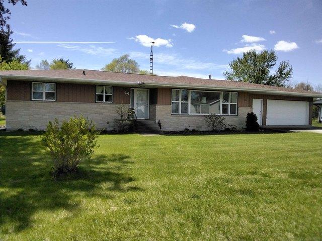 24 4th St, Montello, WI 53949