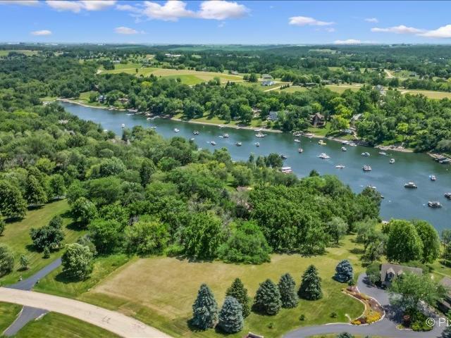 24 78 Saddlewood Ln, Lake Carroll, IL 61046 | MLS #202601 | Compass