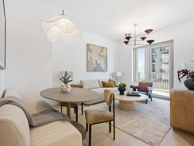 24 01 Queens Plz N Unit 807, Queens, NY 11101