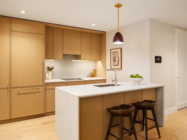 24 01 Queens Plz N Unit 302, Queens, NY 11101