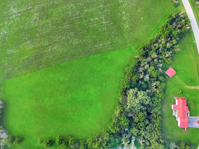 24 134 Hidden Ranch Dr, Shannon, IL 61078 | MLS #12433 | Compass