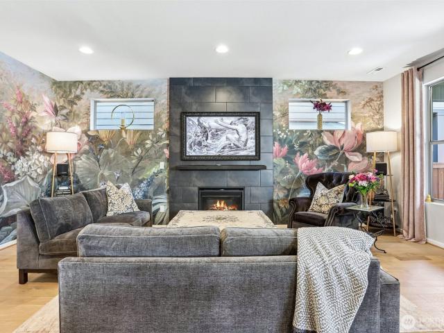 24 151st Street SW