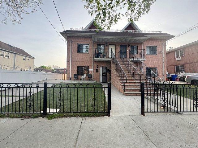 24 20 94th St, East Elmhurst, NY 11369
