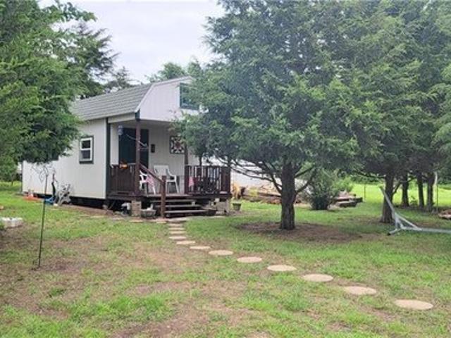 24 28 Hackberry Rd, Mapleton, KS 66754
