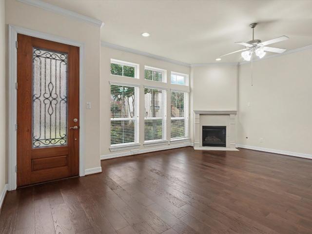 24 Tassia Lane