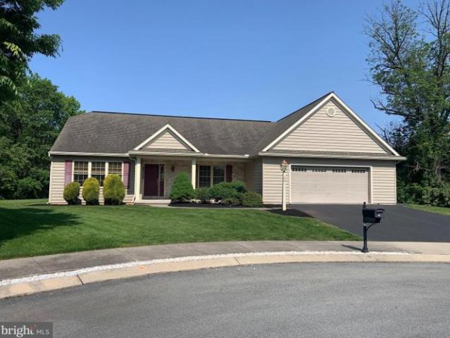 24 Tricia Ln, Ephrata, PA 17522