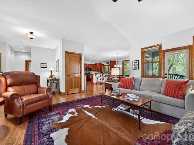 24 Triple Fairways Drive