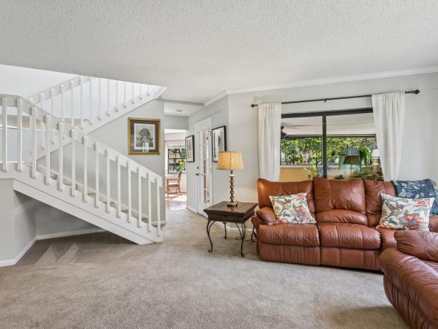24 Uno Lago Dr, Juno Beach, FL 33408 | MLS #R11094 | Compass