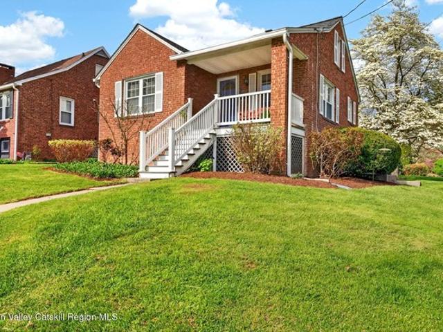 24 Voorhees Ave, Kingston, NY 12401
