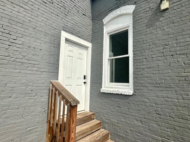 24 W. Alabama Street B