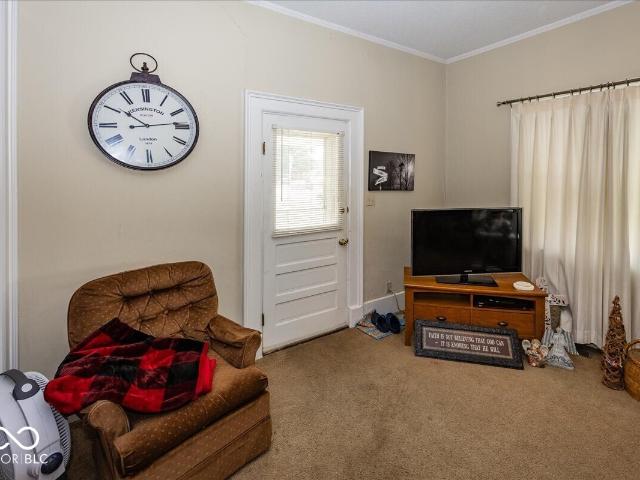 24 W Brown Street