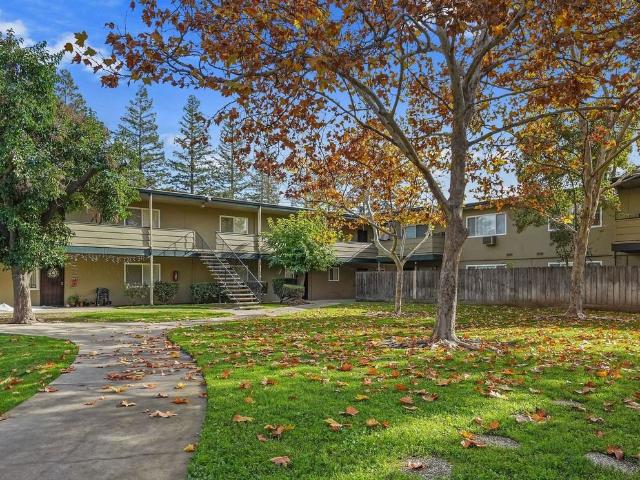 24 W. Jamestown Street 2 Bedroom Apartment for Rent at 24 West Jamestown Street, Stockton, CA 95207 Pacific